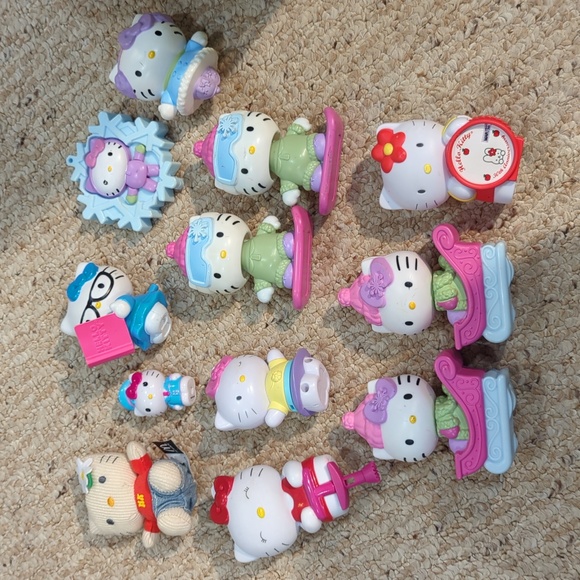 Hello Kitty | Toys | Hello Kitty Toy Bundle | Poshmark